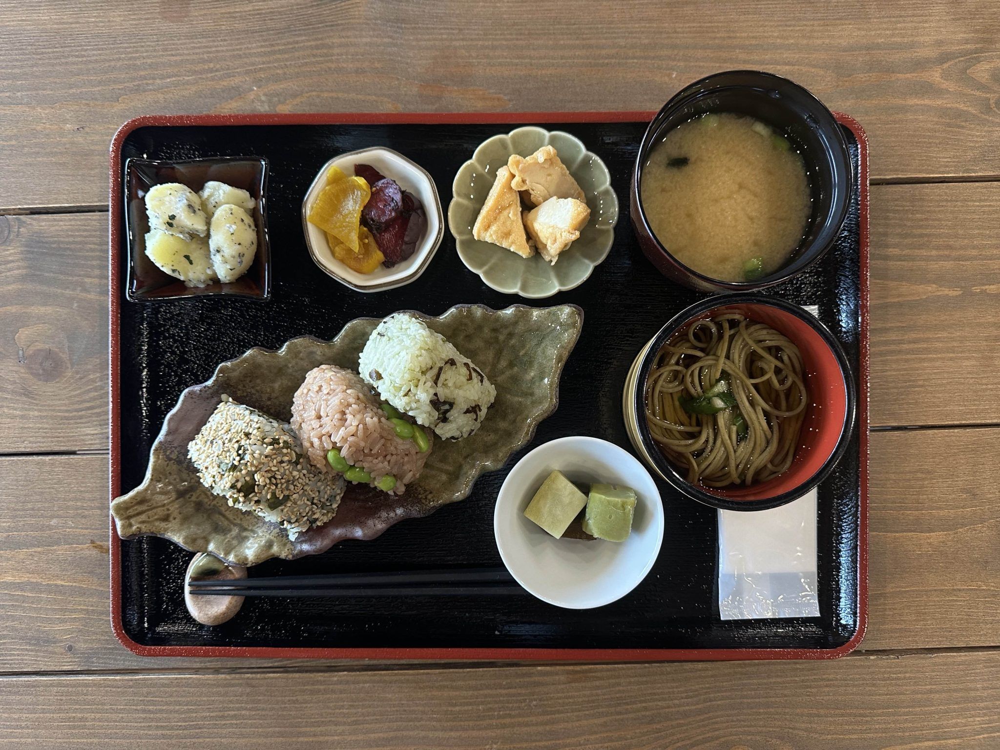 Tea-Theme Onigiri Lunch Menu – Kyoto Obubu Tea Farms